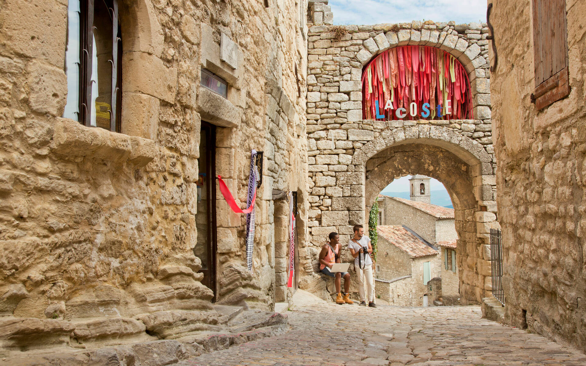 Must-see | Office de tourisme Pays d'Apt Luberon - Visitez le massif des Ocres et Apt.