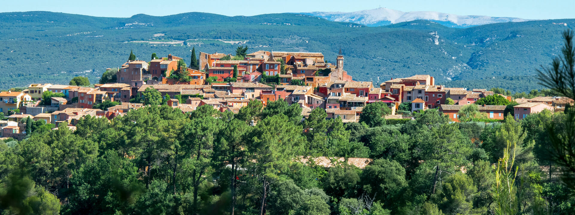 Must-see | Office de tourisme Pays d'Apt Luberon - Visitez le massif des Ocres et Apt.